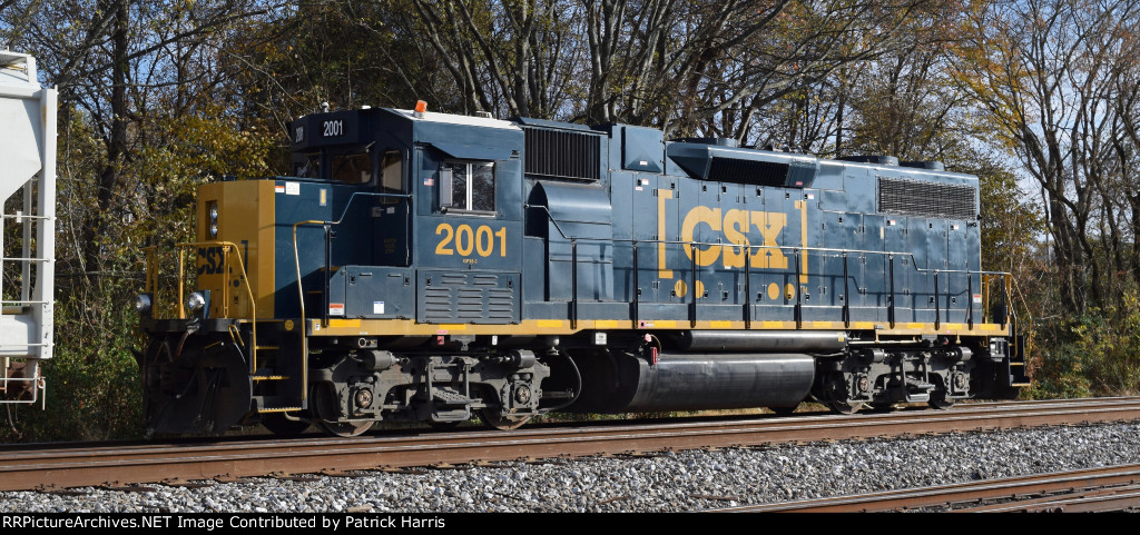 CSX 2001 GP38-3 rebuilt from CSX 2747 X-CR 8124 XX-PC 8124 GP38-2 sitting shut down by the CSX ...